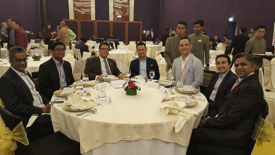 Dr. Agus Tjandra Bersama Malaysia ambassador Datuk Seri Zahrain Mohamed ...
